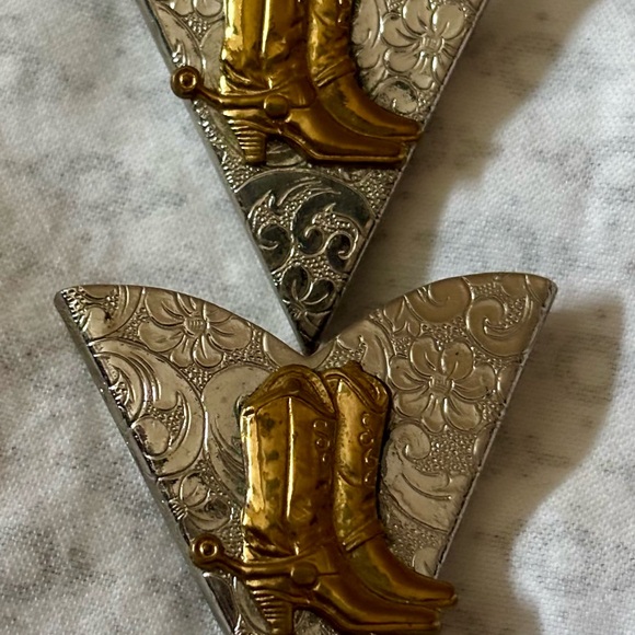 Accessories | Vintage Screw Back Silver And Gold Tone Western Collar ...